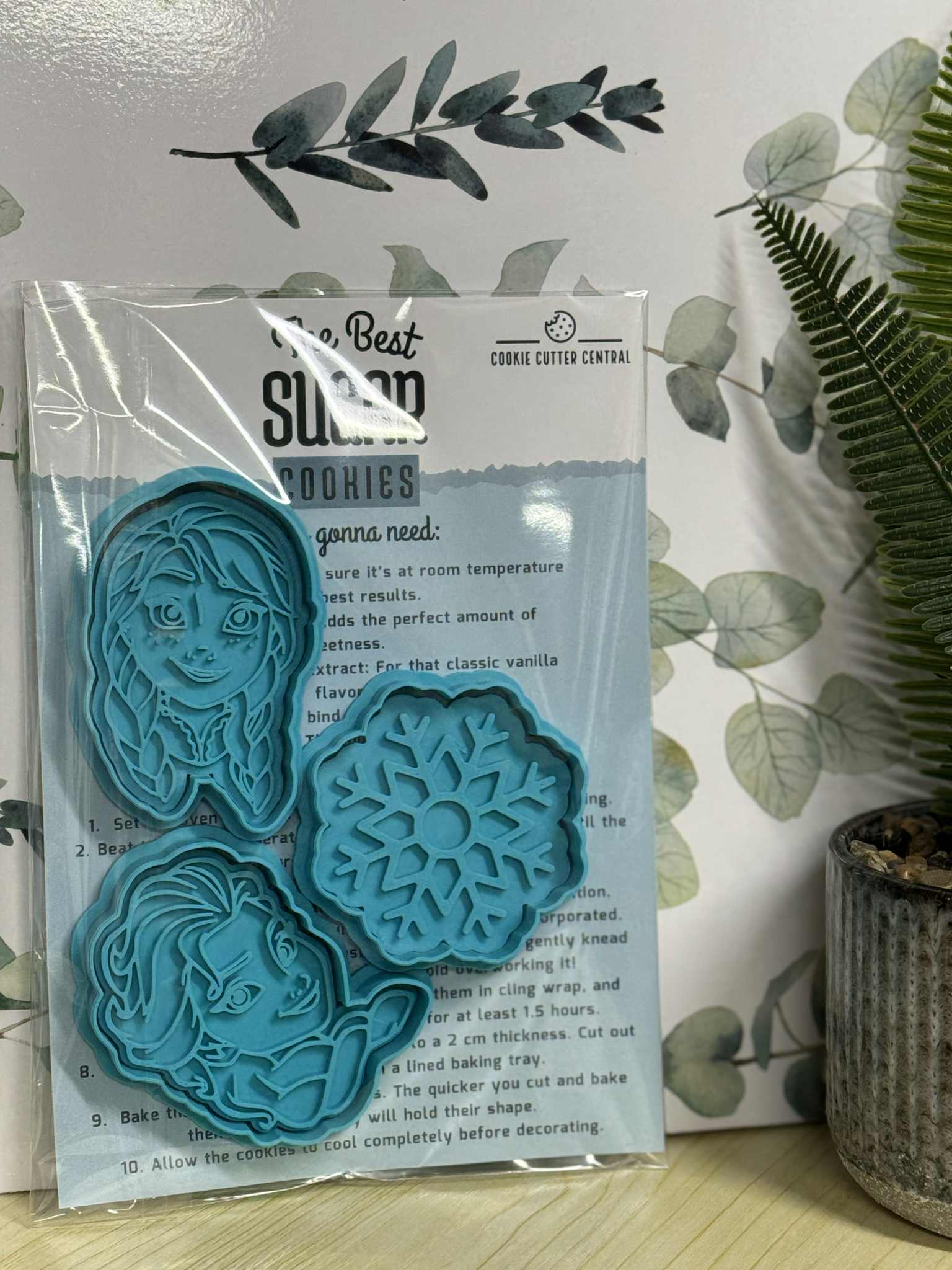 Frozen Cookie Cutter and Embosser Gift Pack – Cookie Cutter Central
